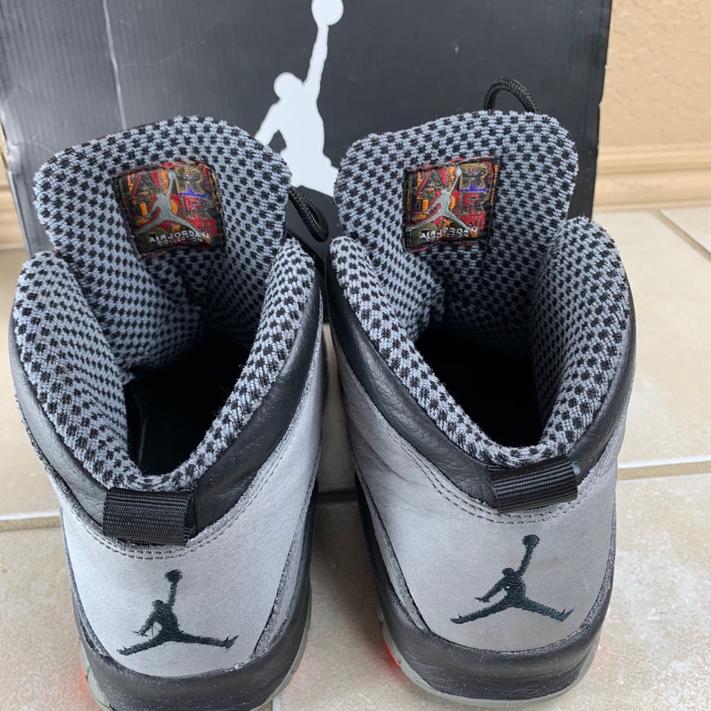 Retro Jordan Infrared 10s - Gem